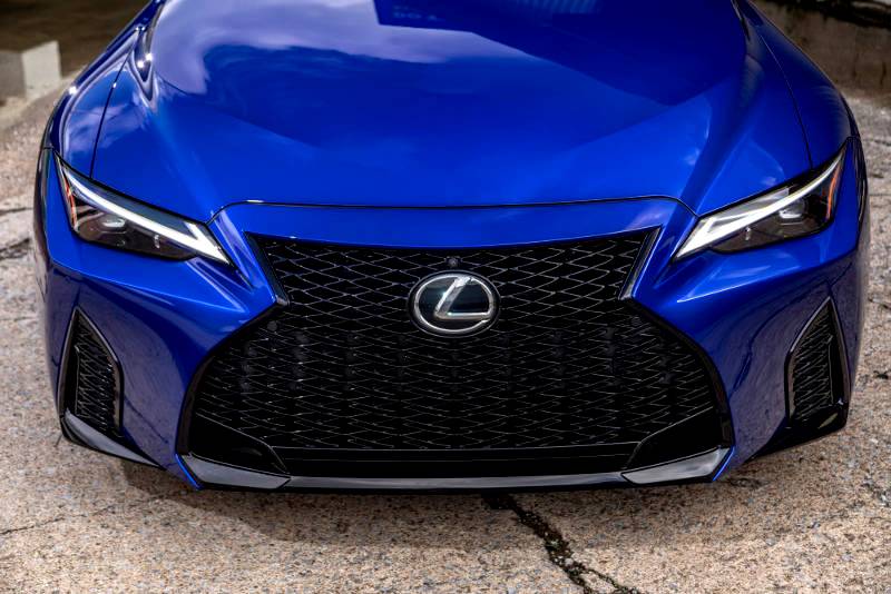 COUNTDOWN TO NEW LEXUS IS | Car Sales Portal