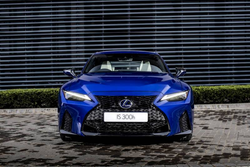 Lexus IS goes full Hybrid | Car Sales Portal