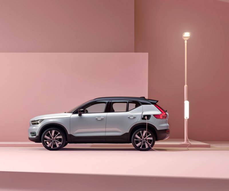 Free with the XC40 P8 Recharge | Car Sales Portal