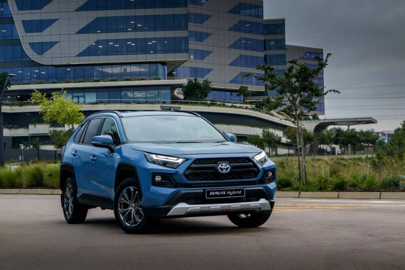 Exciting E-FOUR Variants Bolster RAV4 Range | Car Sales Portal