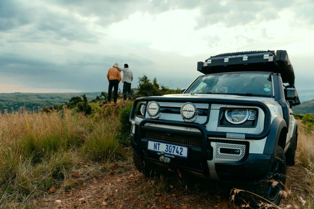 Lira and Bryan Habana join forces with Kingsley Holgate | Car Sales Portal