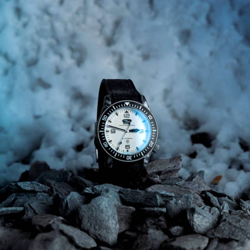 Classic Defender Works V8 Trophy II | Car Sales Portal