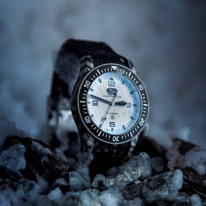 Classic Defender Works V8 Trophy II | Car Sales Portal