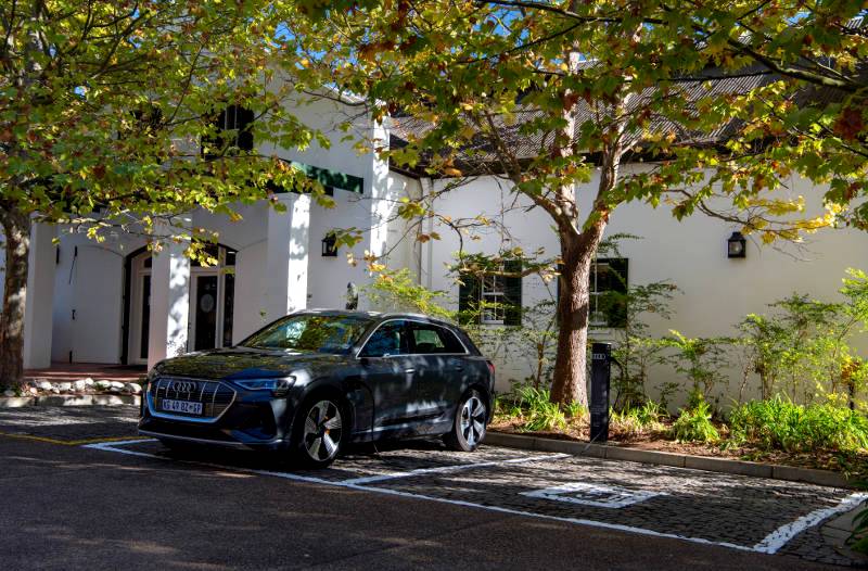 Audi’s ultra-fast electric vehicle chargers are live | Car Sales Portal