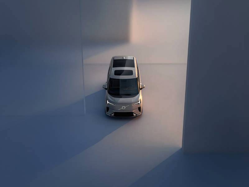 The new fully electric EM90 premium MPV further expands Volvo Cars ...