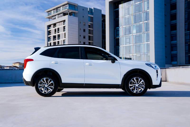 NEW CHALLENGER TO SMALL SUV MARKET, THE HAVAL JOLION PRO BREAKS COVER ...