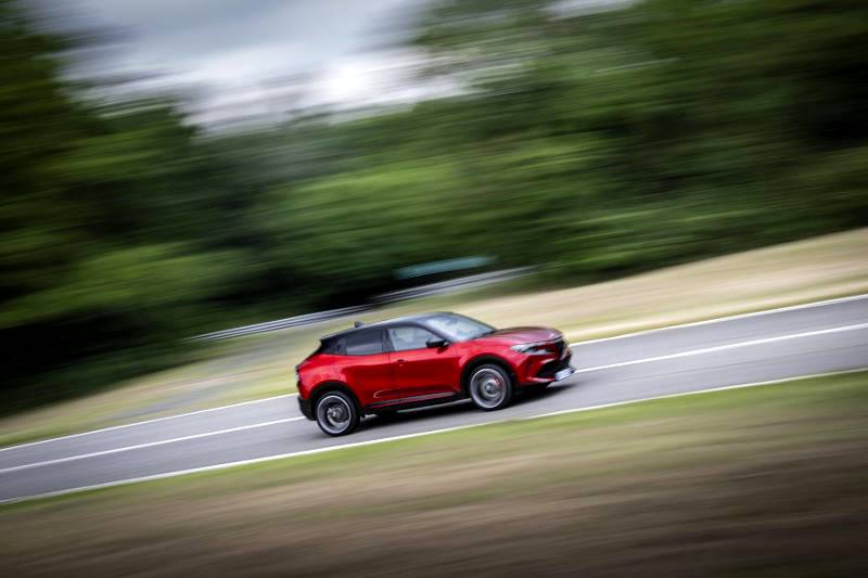 New Junior VELOCE 280 driving dynamics | Car Sales Portal