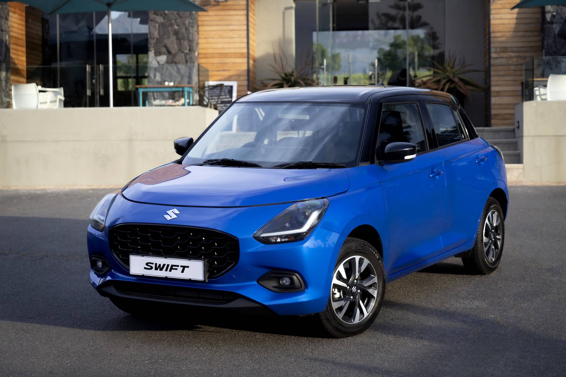 Suzuki Swift voted Best Budget Car at 2025 Cars.co.za Consumer Awards ...